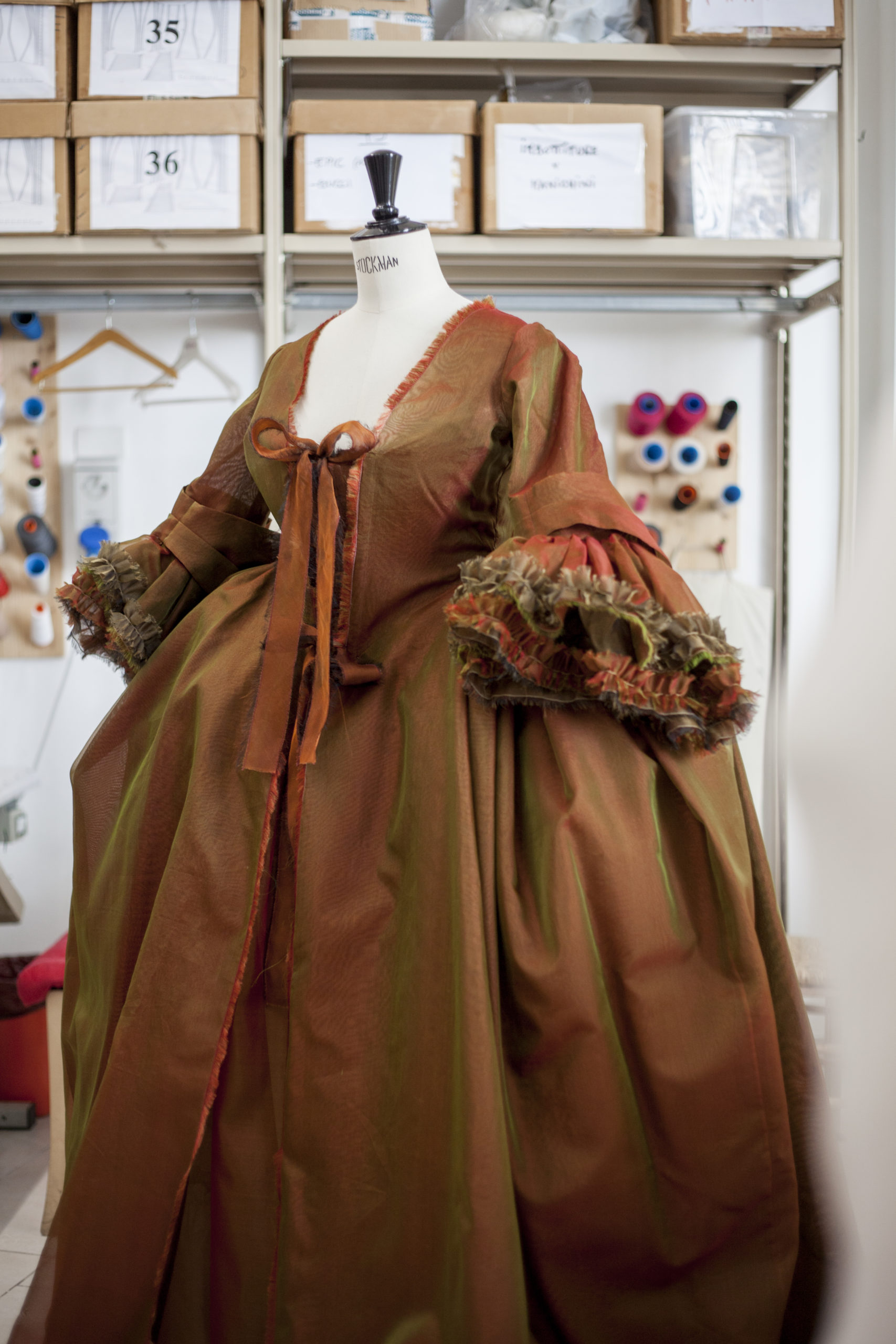 Welcome The One Costumes to the Peris Family - Peris Costumes