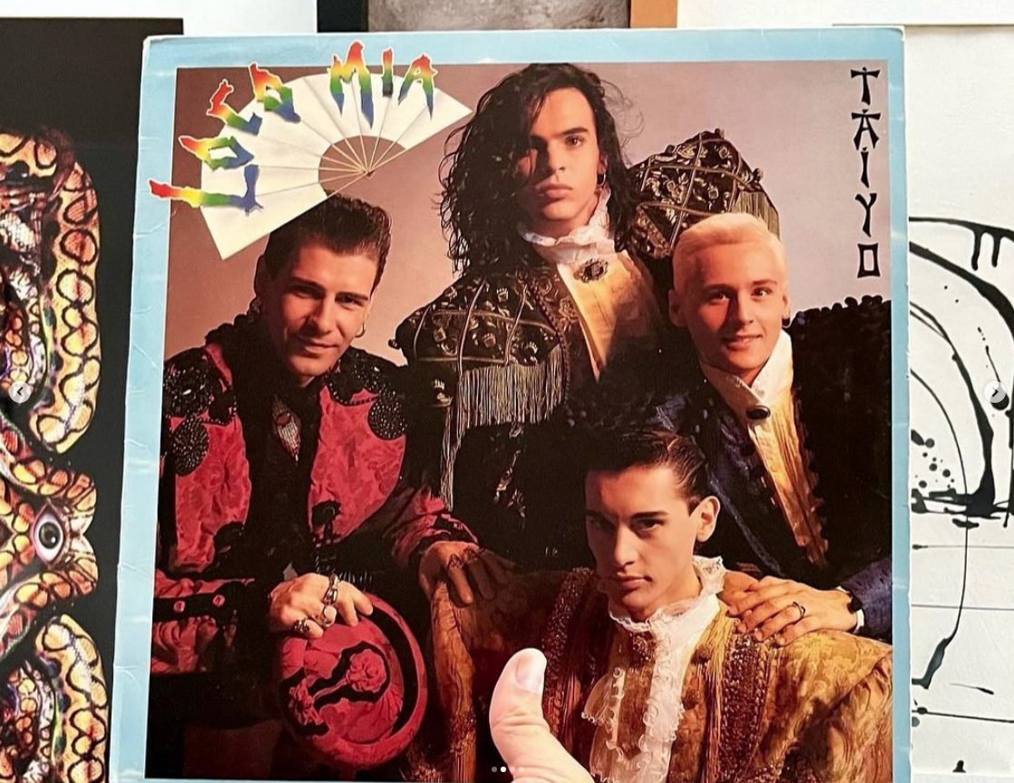 Nadie es Perfecto produces the film Locomía - Peris Costumes