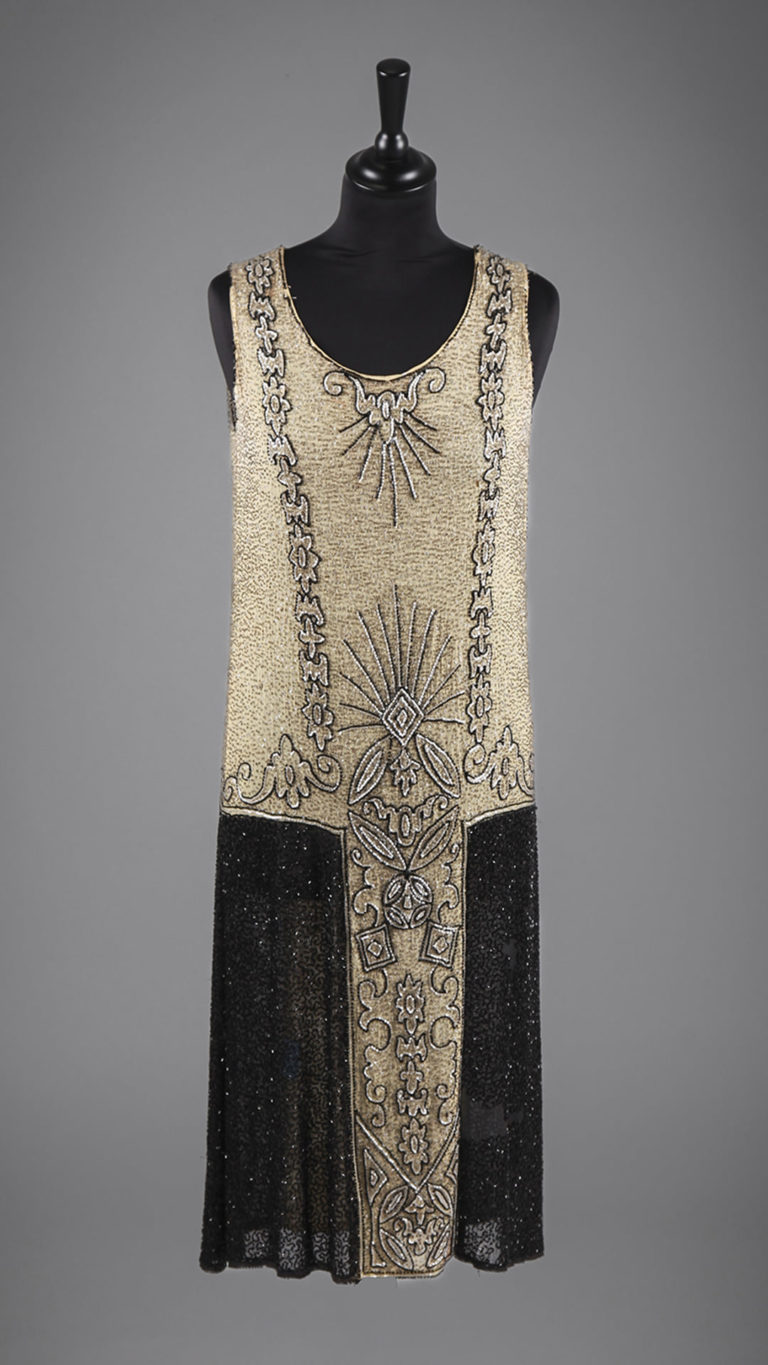 wardrobe 1920 - Peris Costumes